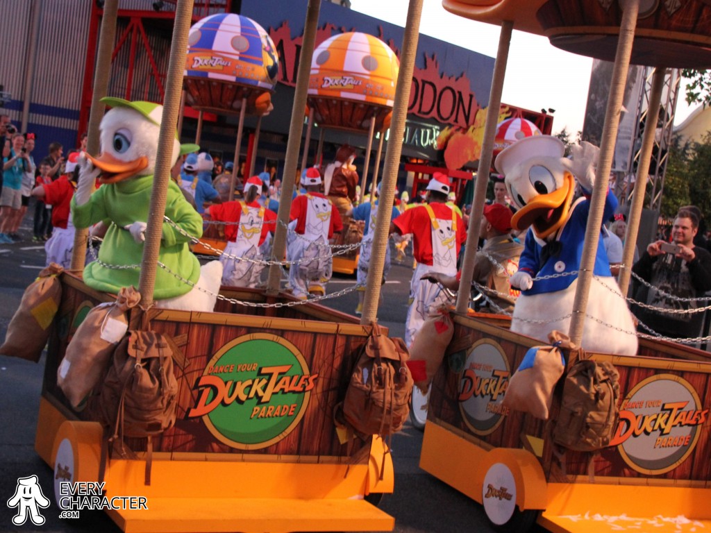 DLP - Fandaze - Dance your Ducktales Parade on EveryCharacter.com