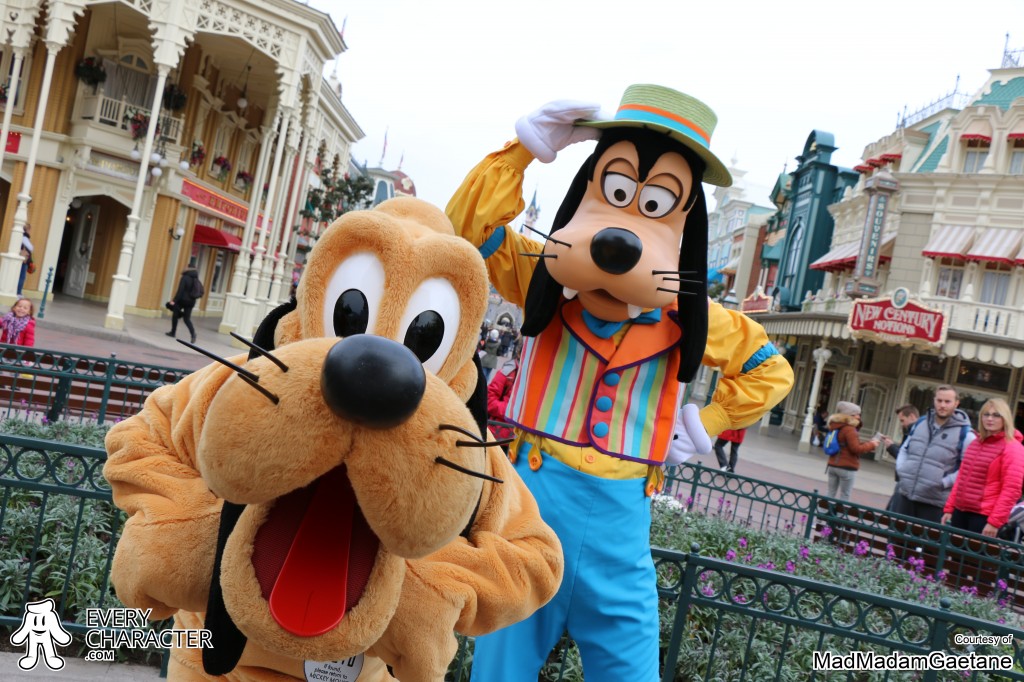 DLP - Meet 'n Greet with Spring Goofy on EveryCharacter.com