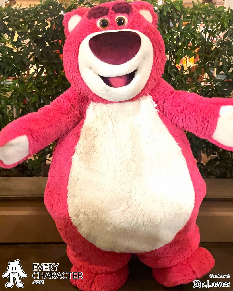DCA - Oogie Boogie Bash - Lotso Meet 'n' Greet on EveryCharacter.com