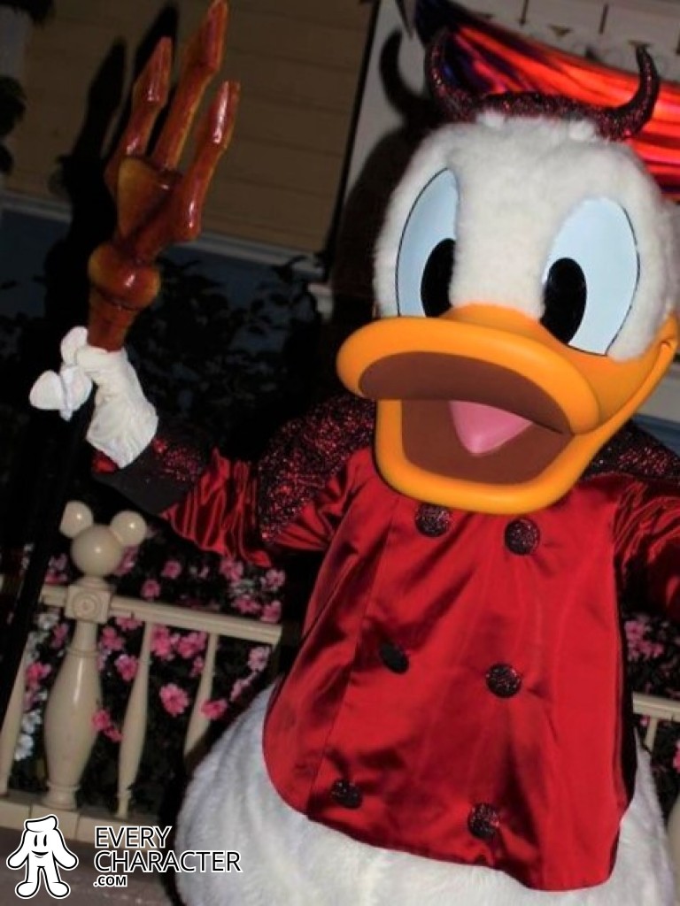 DLP - Meet ' n' Greet with Devil Donald on EveryCharacter.com